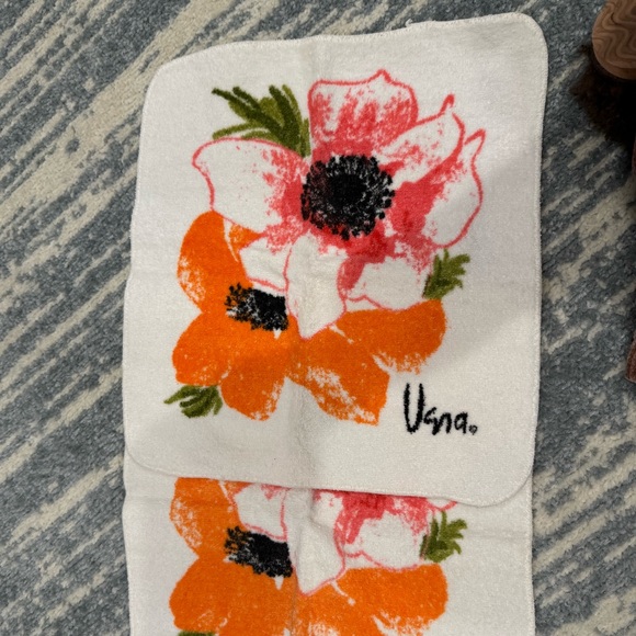 Other | Set Of 2 Vintage Vera Neumann Washcloths Poppy | Poshmark